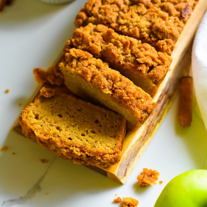 Easy Moist Applesauce Bread with Crumb Topping - Dash of Jazz