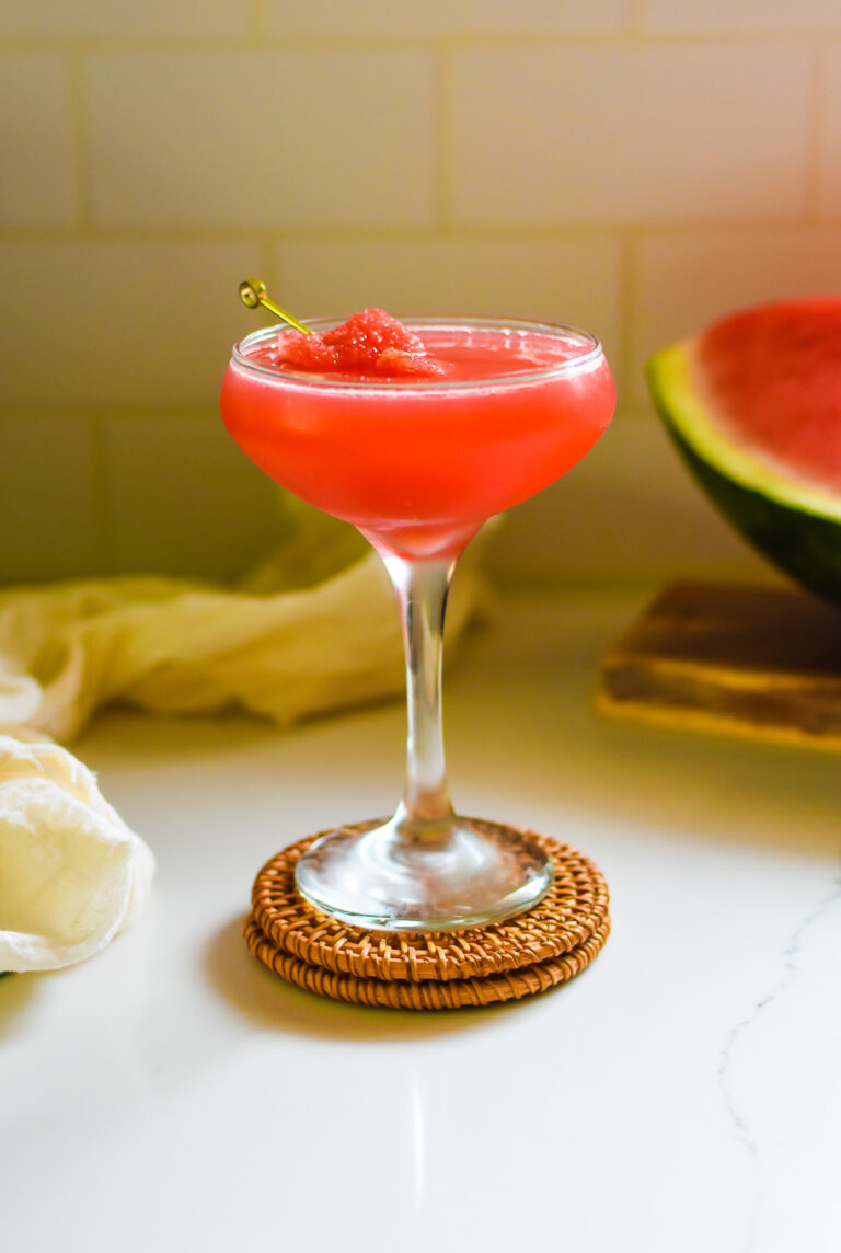Creamy Matcha Martini (The Matchatini) - Dash of Jazz