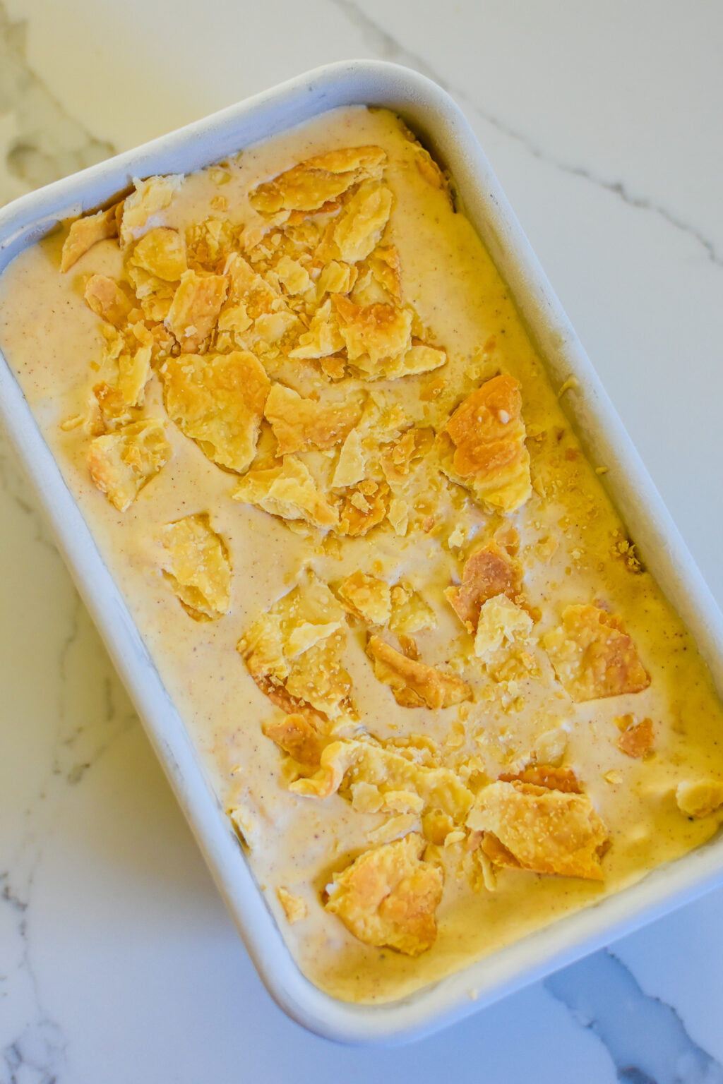 Homemade Peach Cobbler Ice Cream (No Churn) - Dash of Jazz